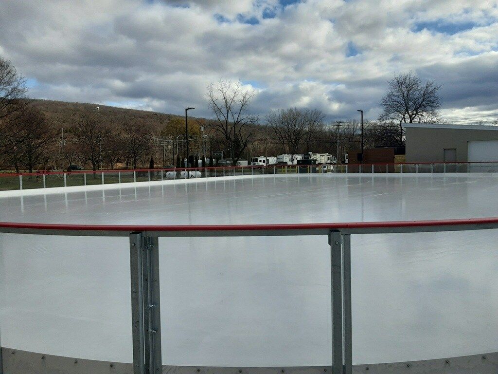 Watkins Glen Ice Rink Opens at Clute Park - WENY News