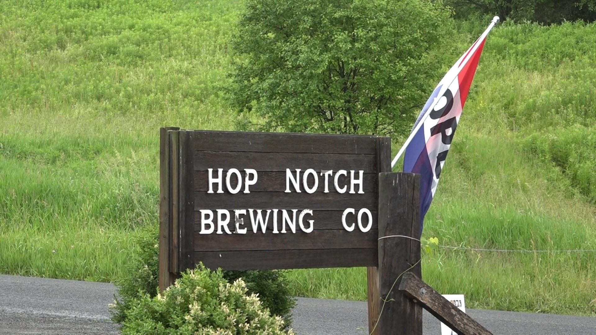 Hop Notch Brewing Co. celebrates grand opening - WENY News